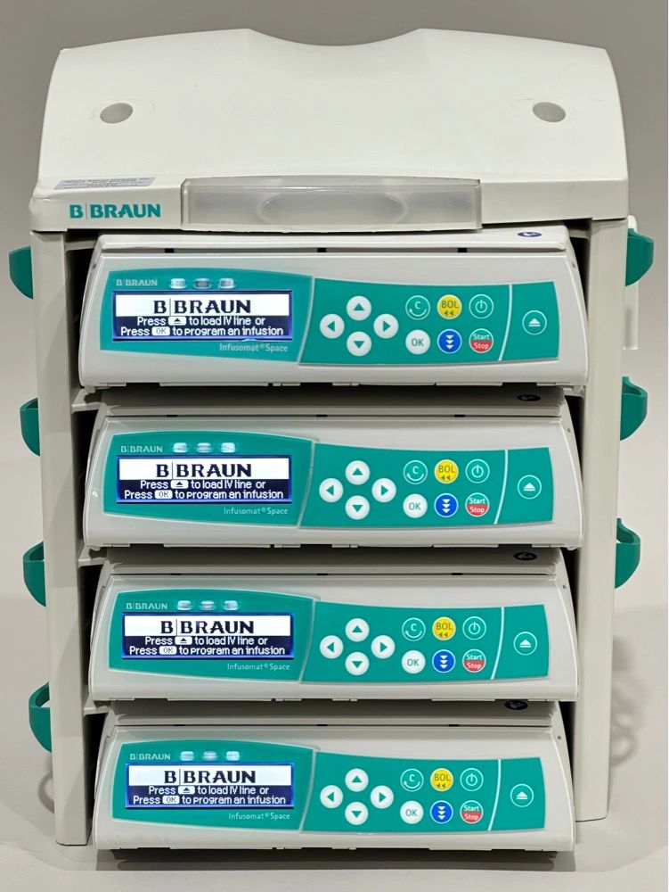 4 X B Braun Infusomat Space Pumps 8713051U W/ Docking Station ...