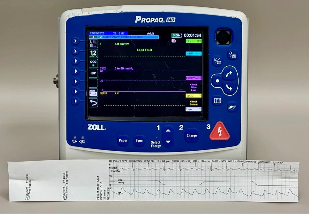 ZOLL PROPAQ MD Defibrillator Monitor - 12 LEAD ECG, NELLCOR SPO2, CO2 ...