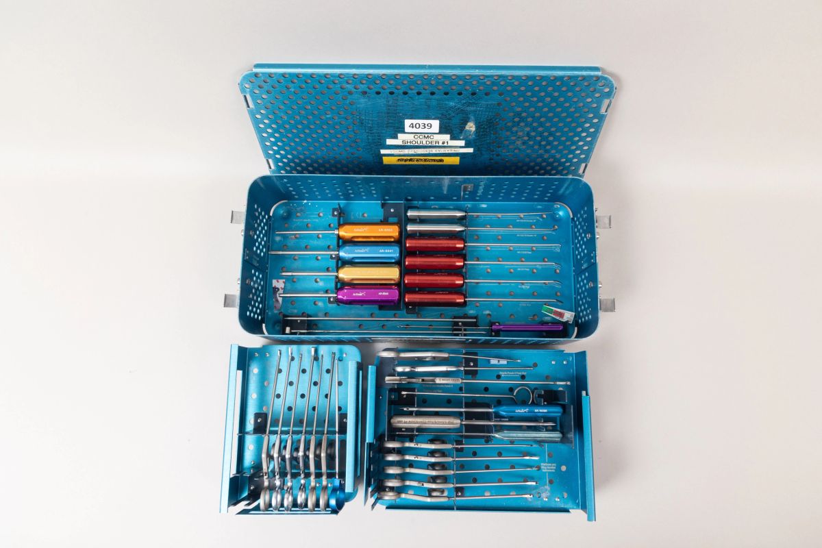 Arthrex Shoulder Arthroscopy Instrument Set AR-8402C