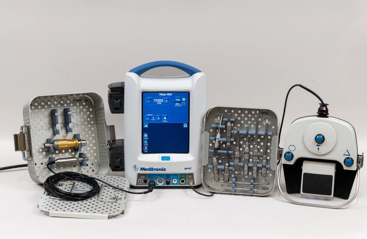 MEDTRONIC MR8 EM850 Electric Plus Set with 11 Attachments and Medtronic ...