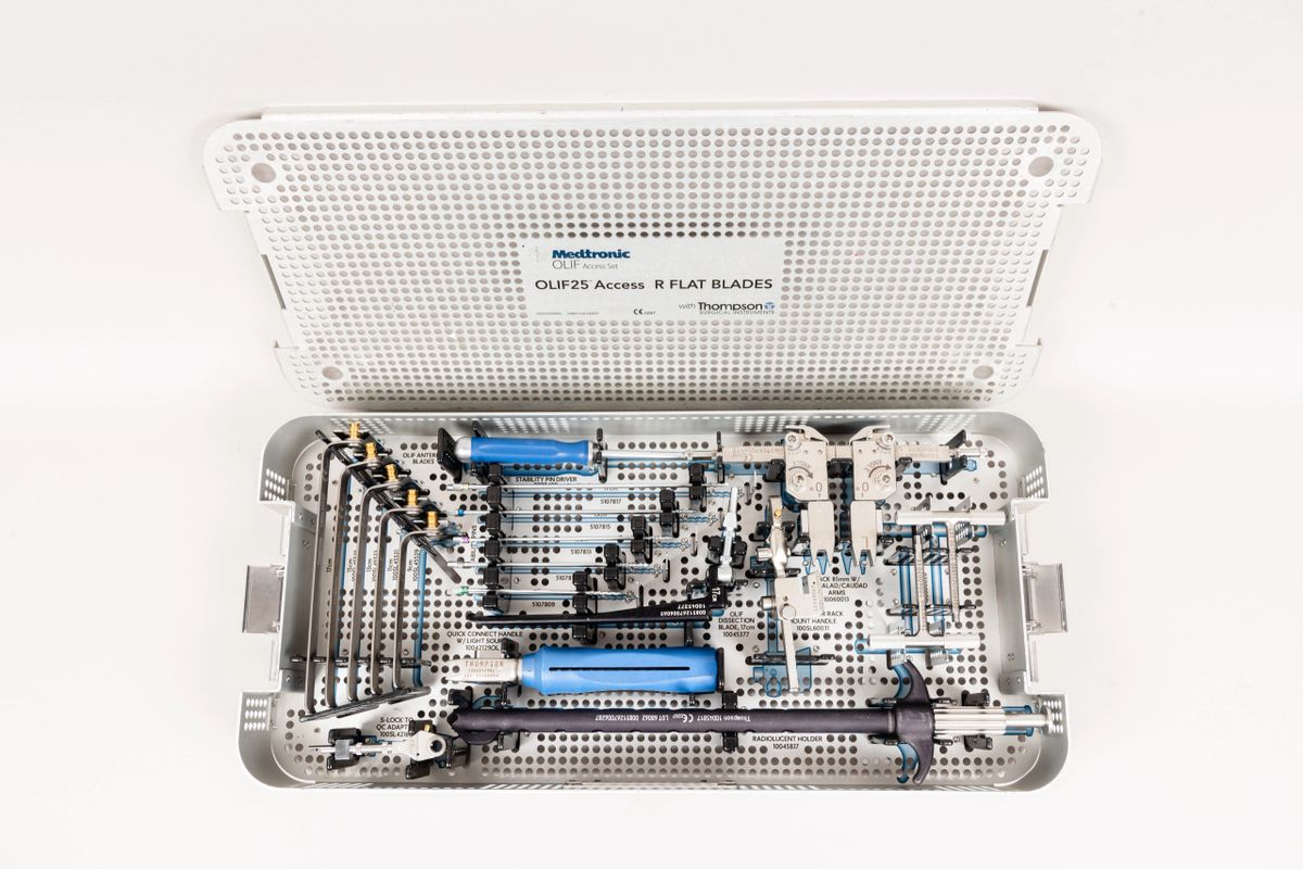 Medtronic OLIF 25 Access R Flat Blades Retractor