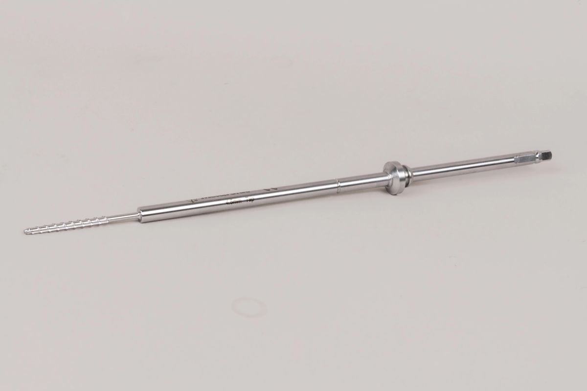 Medtronic Navigated CD Horizon Solera 4.5mm Cannulated Tap 9734298