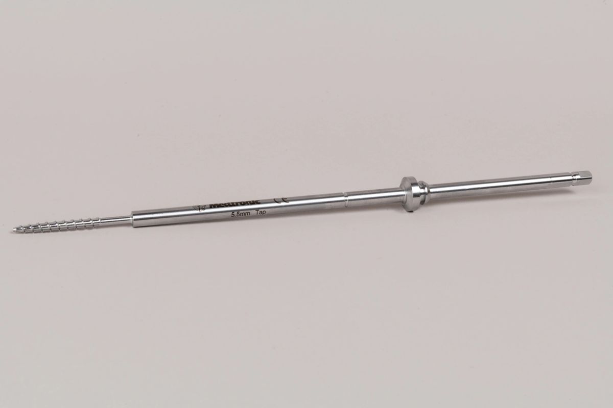 Medtronic Navigated CD Horizon Solera 5.5mm Cannulated Tap 9734300