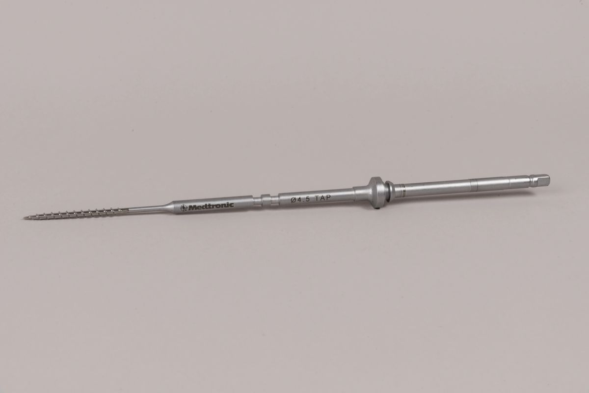 Medtronic Navigated CD Horizon Solera 4.5mm Awl-Tip Tap NAV2002
