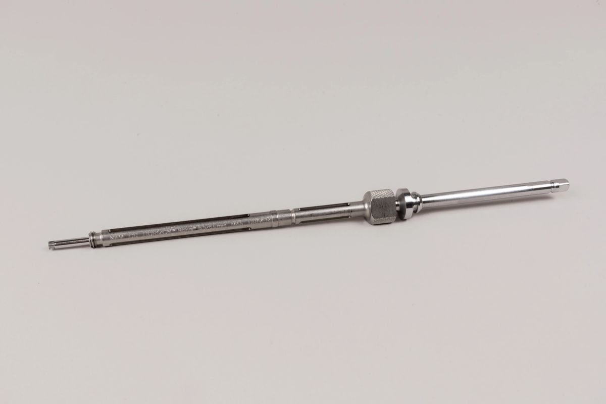 Medtronic Navigated CD Horizon Solera 5.5/6.0mm MAS DRIVER 9735023