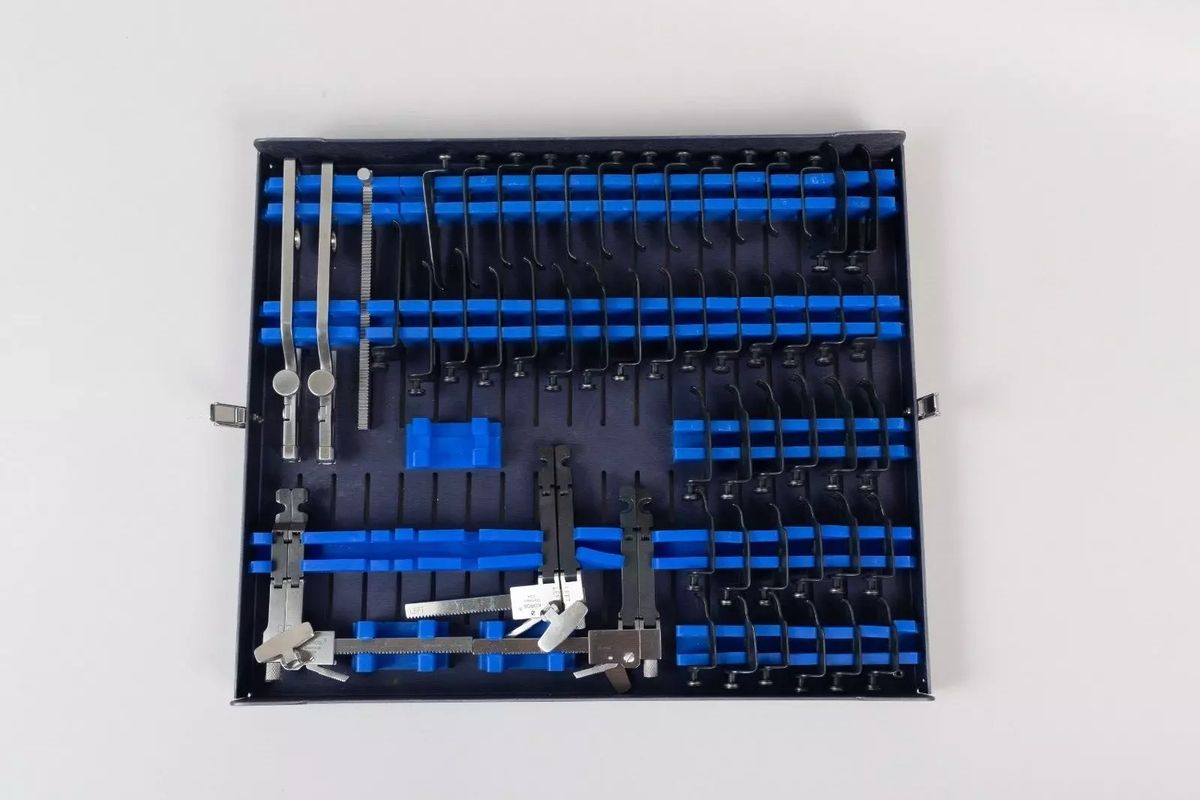 Koros Blackbelt Cervical Retractor Set 7320-00