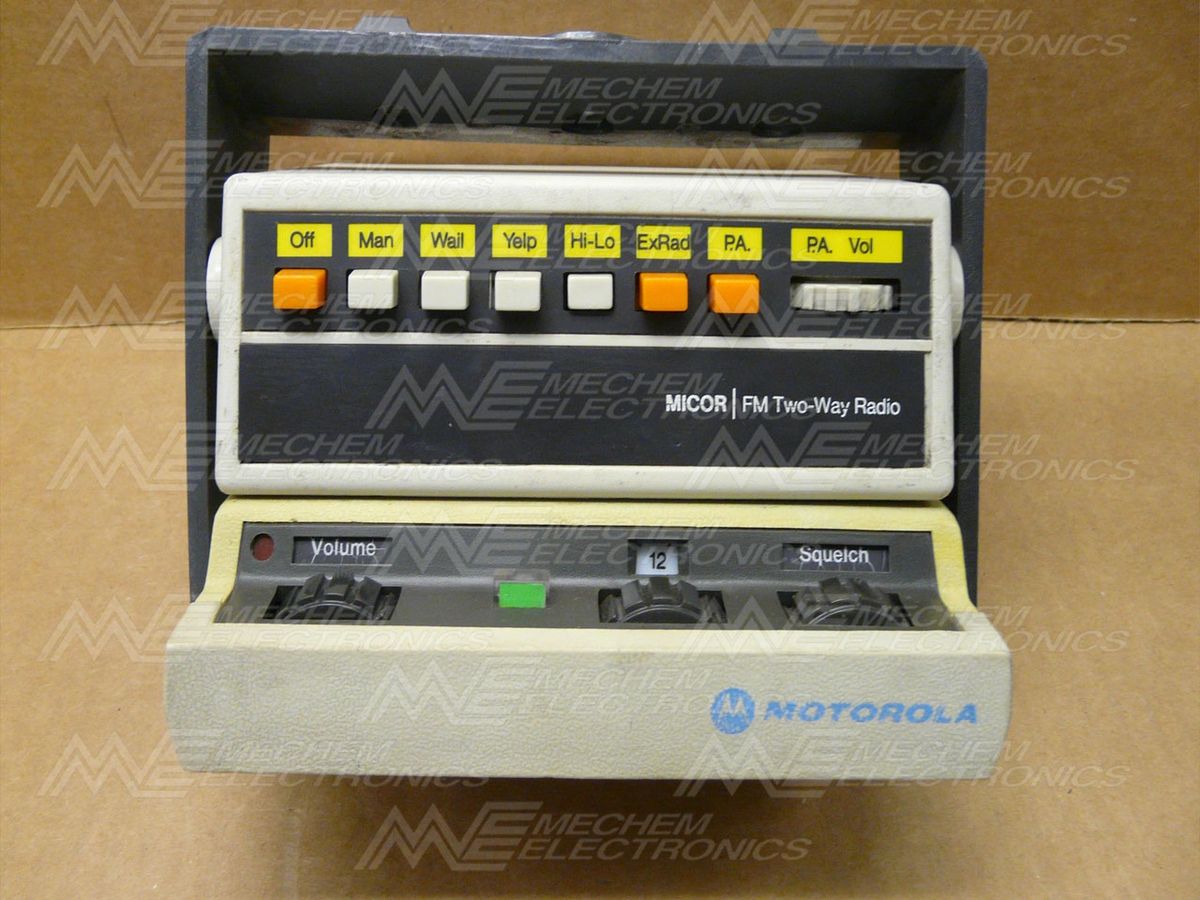 Motorola Micor,12F Control Head and System 90 Siren