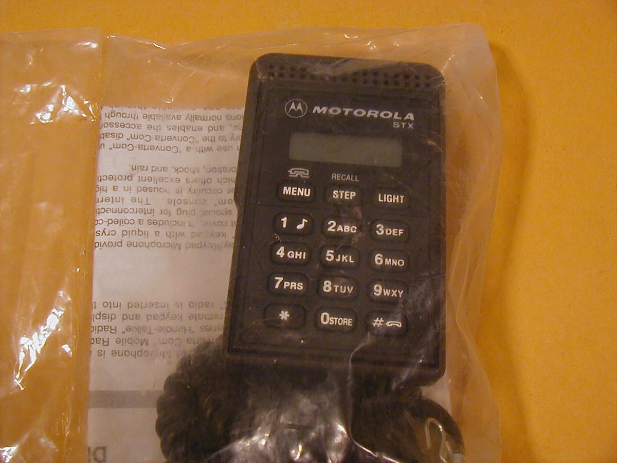 Motorola NMN1004C STX Display Keypad Microphone