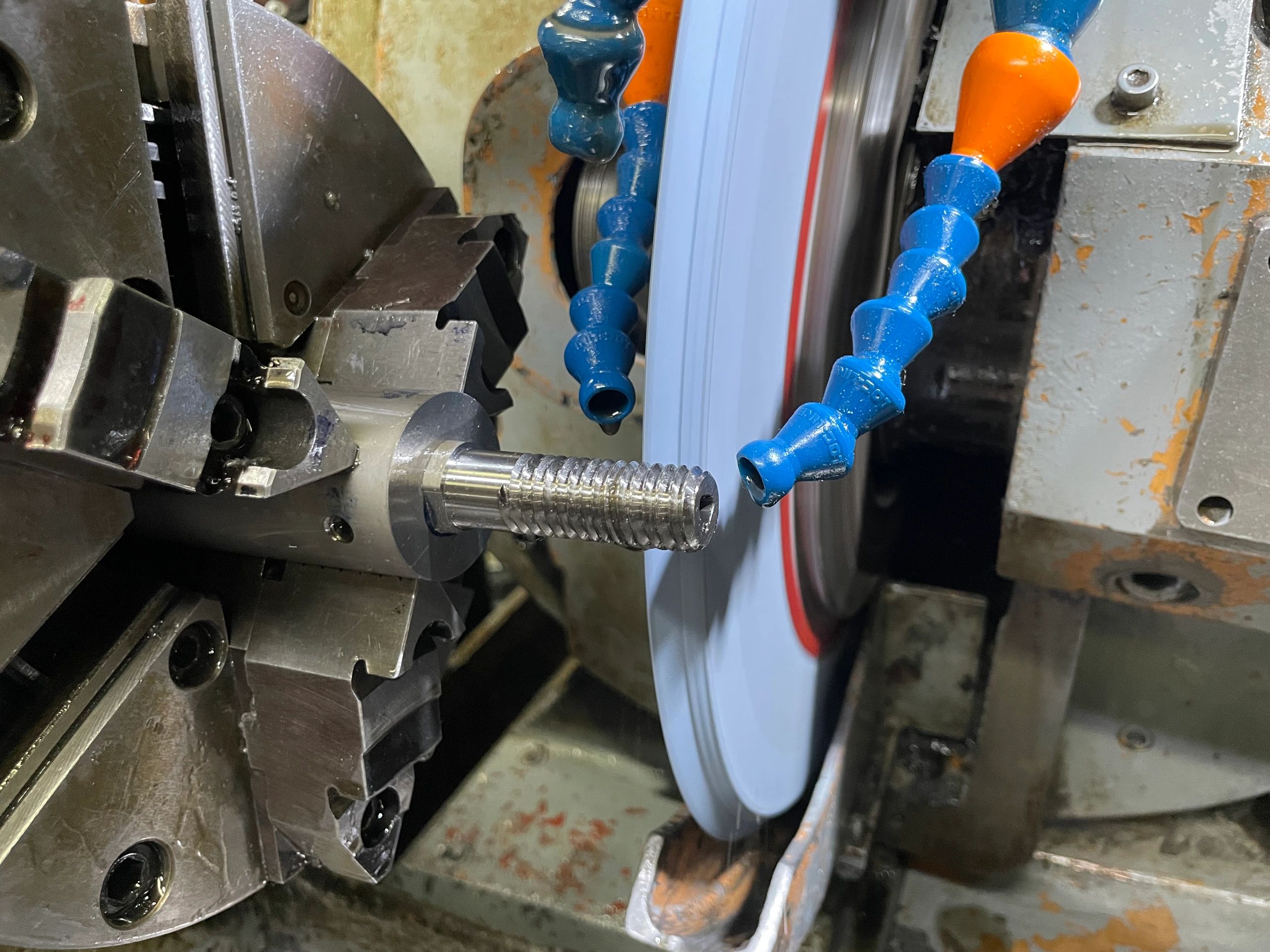CNC Thread Grinding Equipment for Precision Solutions