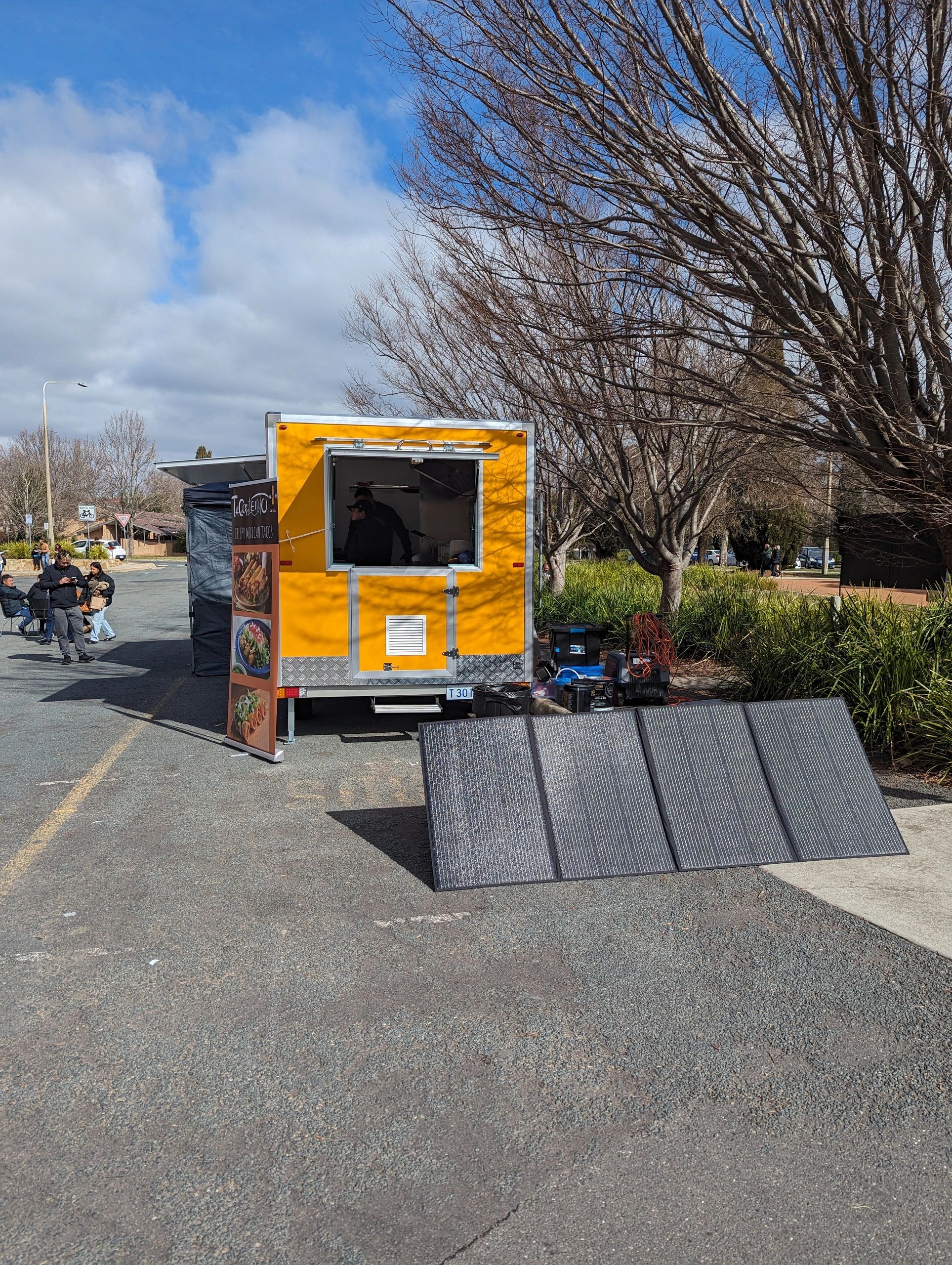 Tacontento's Solar-Powered Food Trailer: An Eco-Friendly Solution