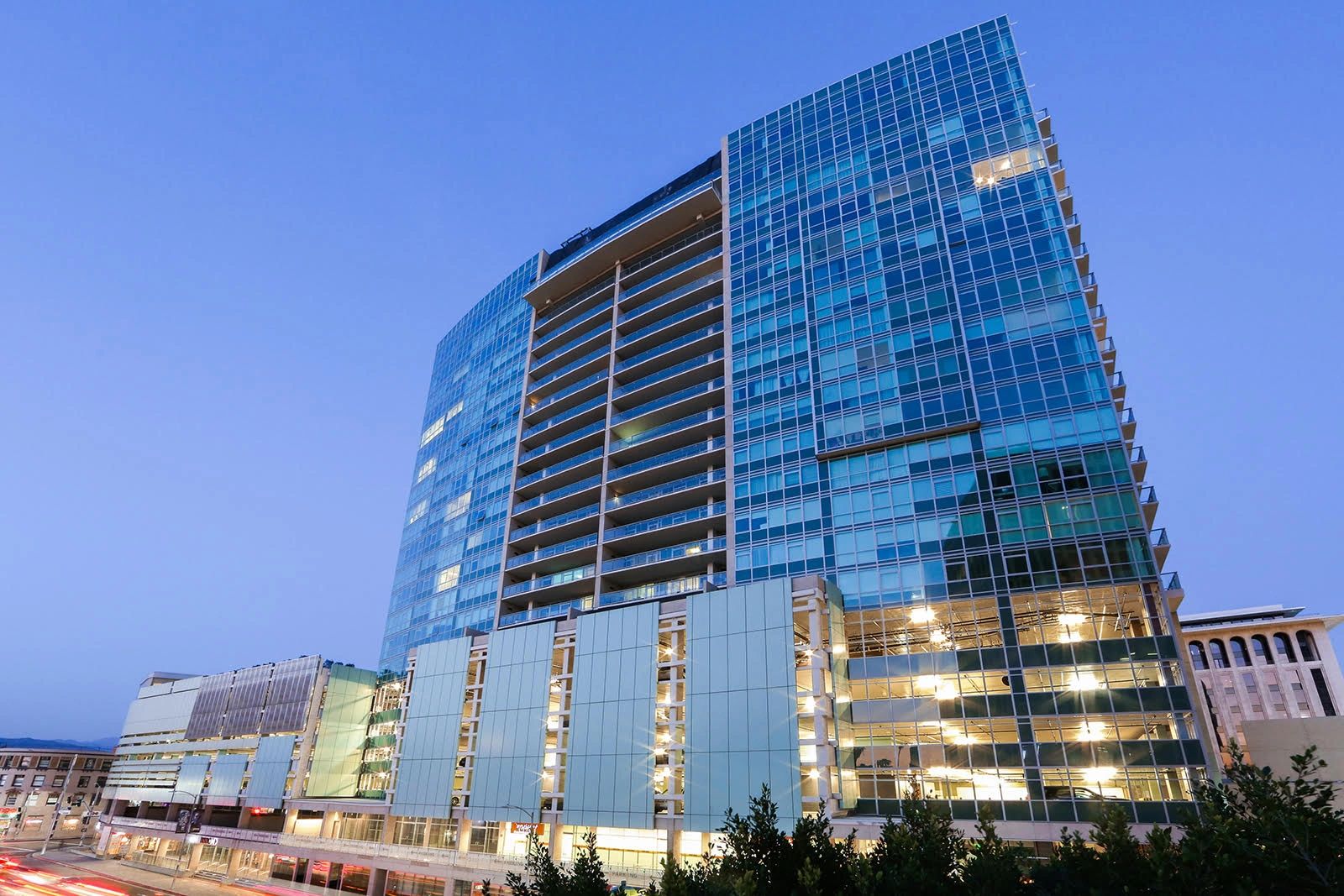 Top Real Estate Agent for Buying and Selling Homes