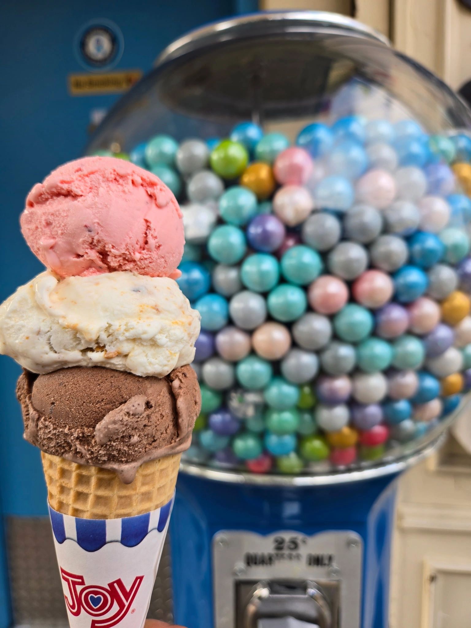 Lady Moo Moo Ice Cream