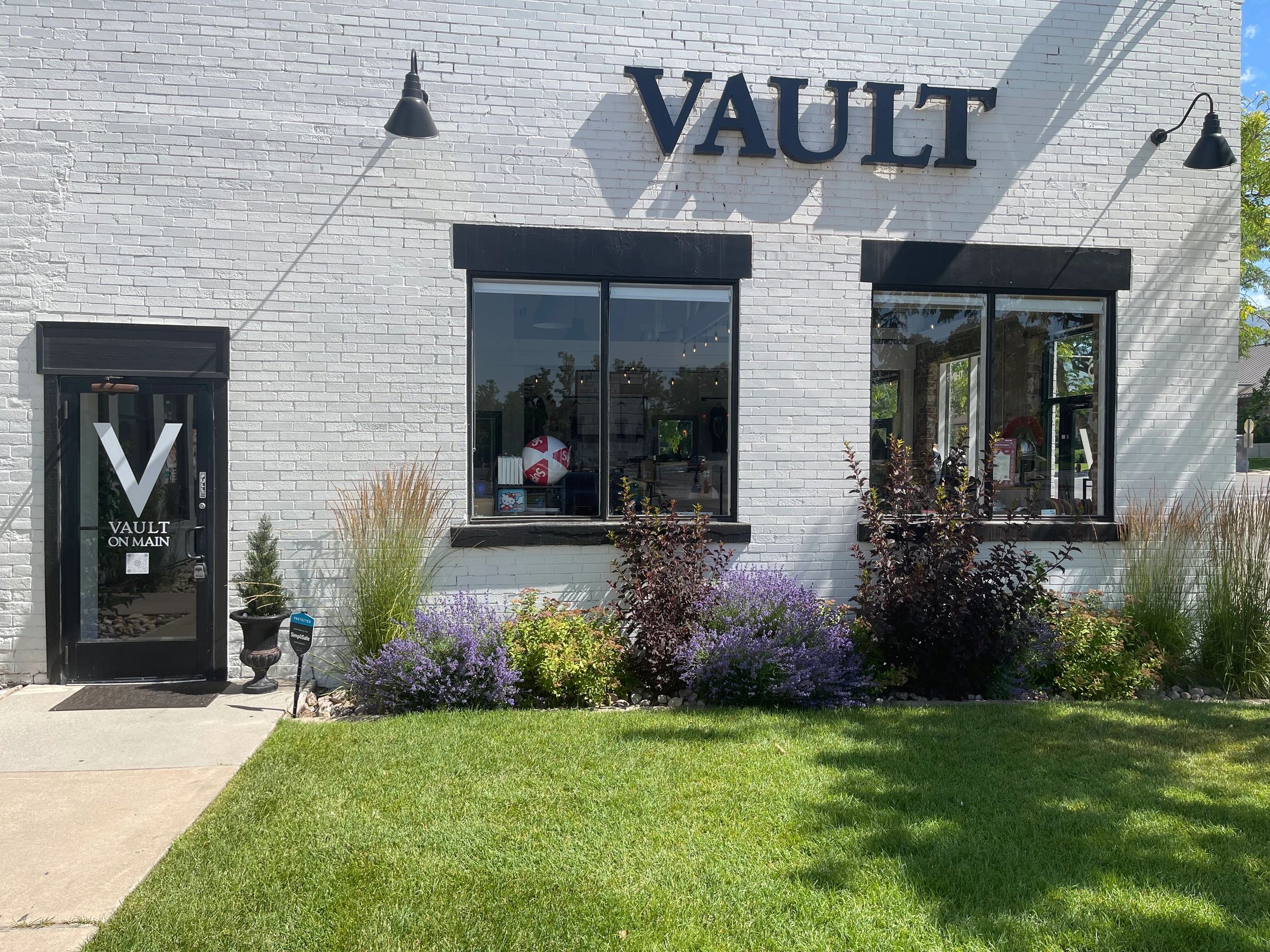 Vault On Main