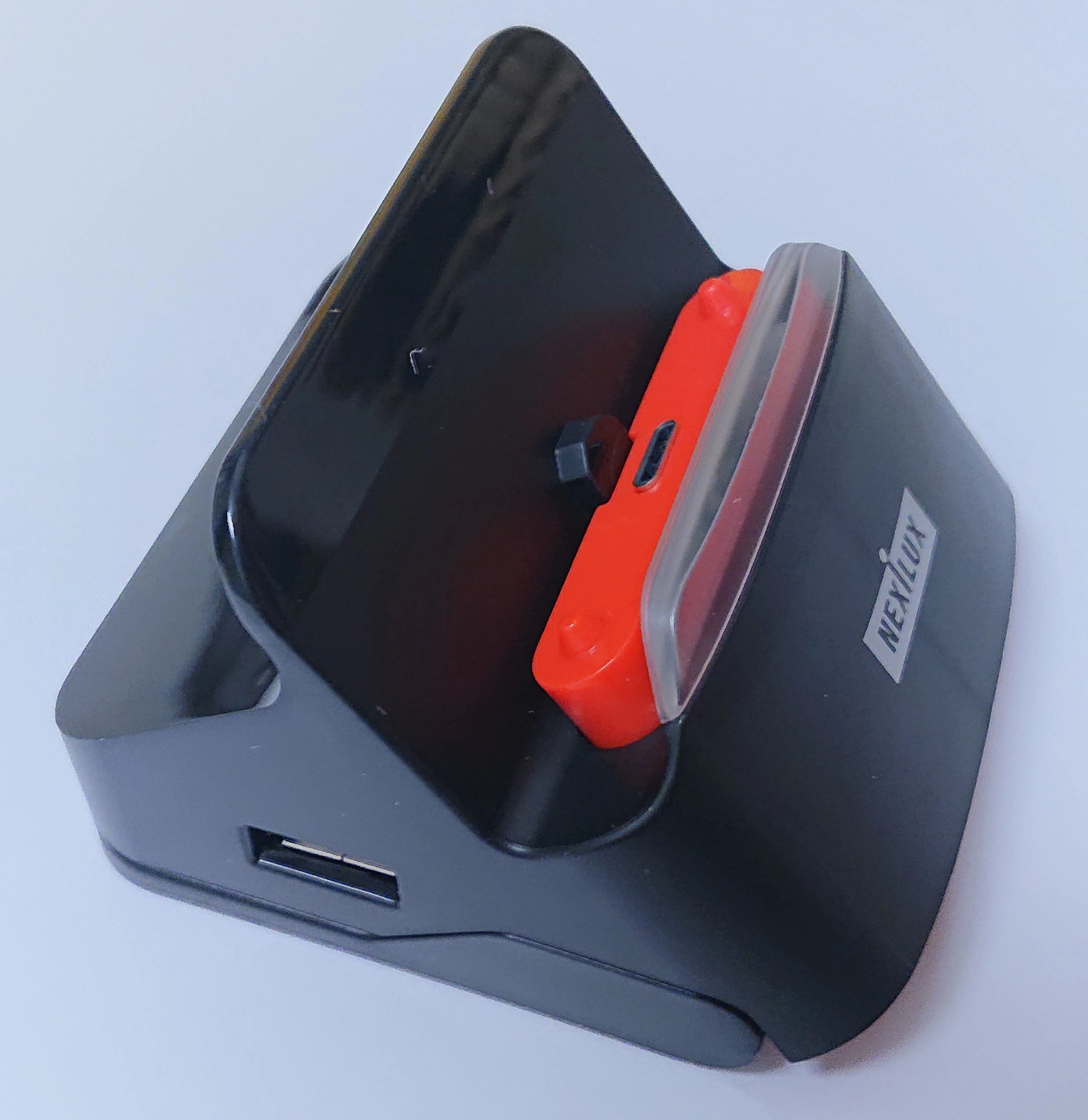 Multi Function Switch Dock - Bluetooth & 3 USB ports