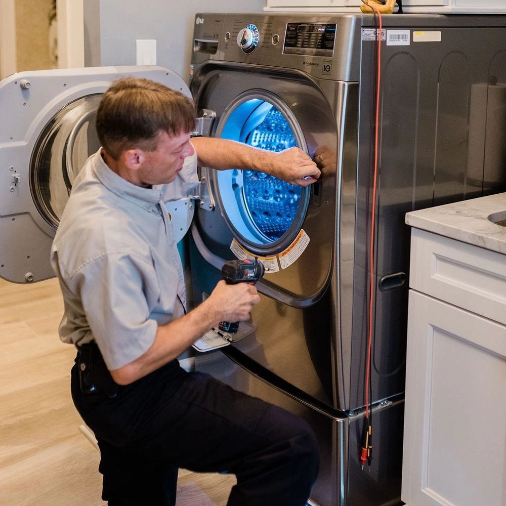 Appliance repairman