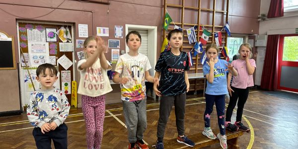 Saddleworth Language School - Home