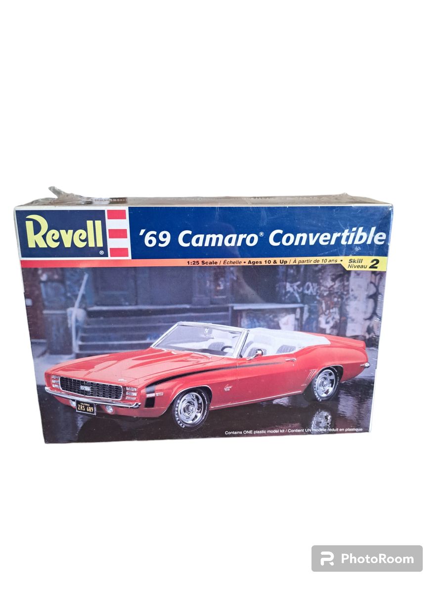 Revell '69 Camaro Convertible 1/25