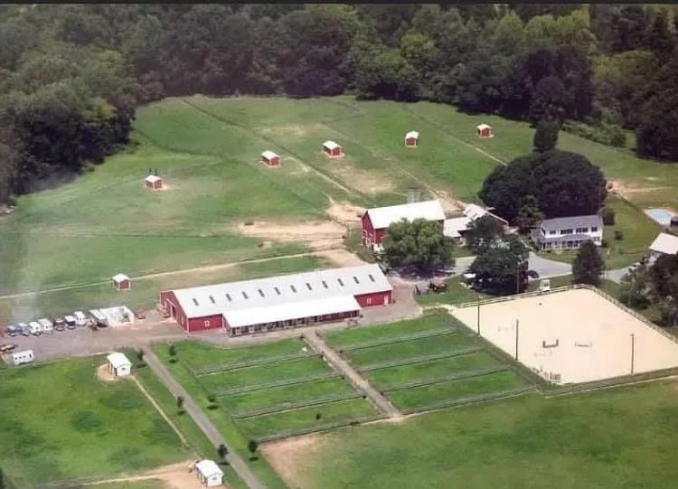 Green Pastures Horse Farm