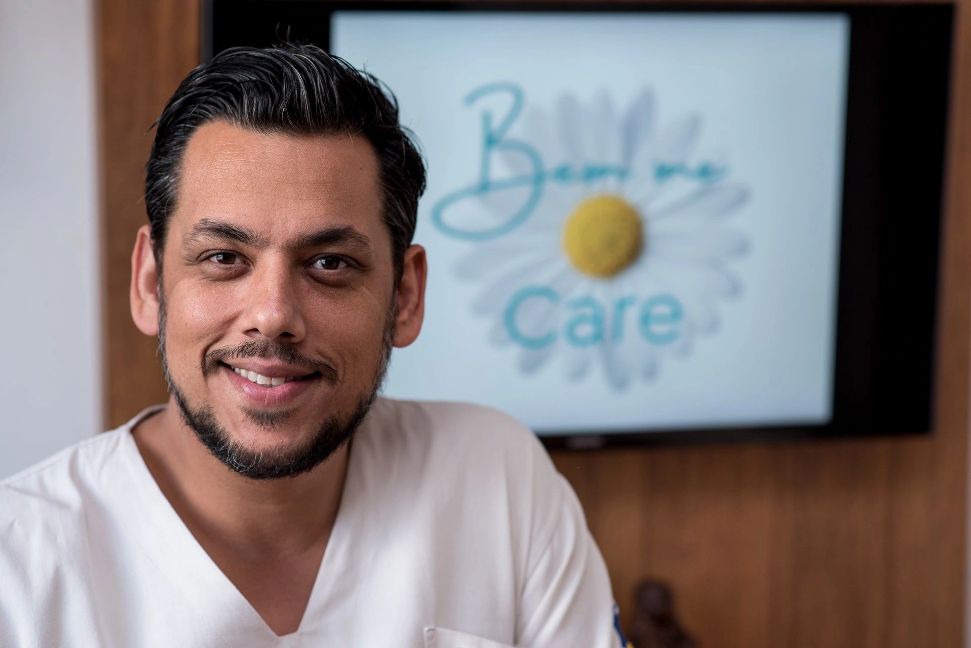 Dr. Marcel Angelo Odontologia - Dentista Valinhos, Implantes Estética