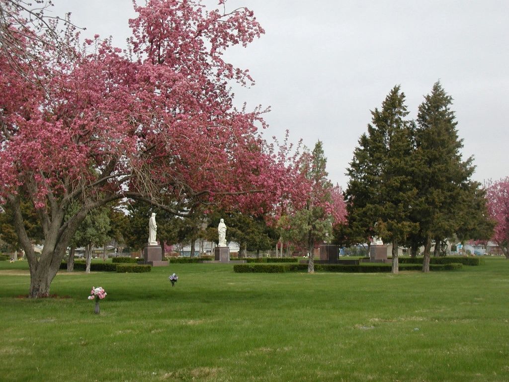 Sunset Memorial Gardens