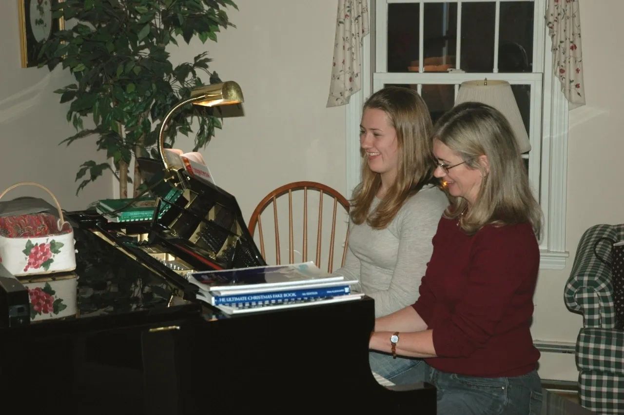 Deb's Piano and Sewing Studio