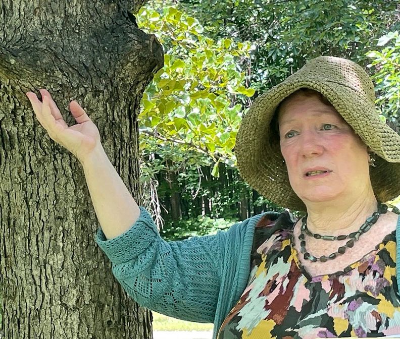 Meadowlark Gardens Tree Walk with Toni Woods