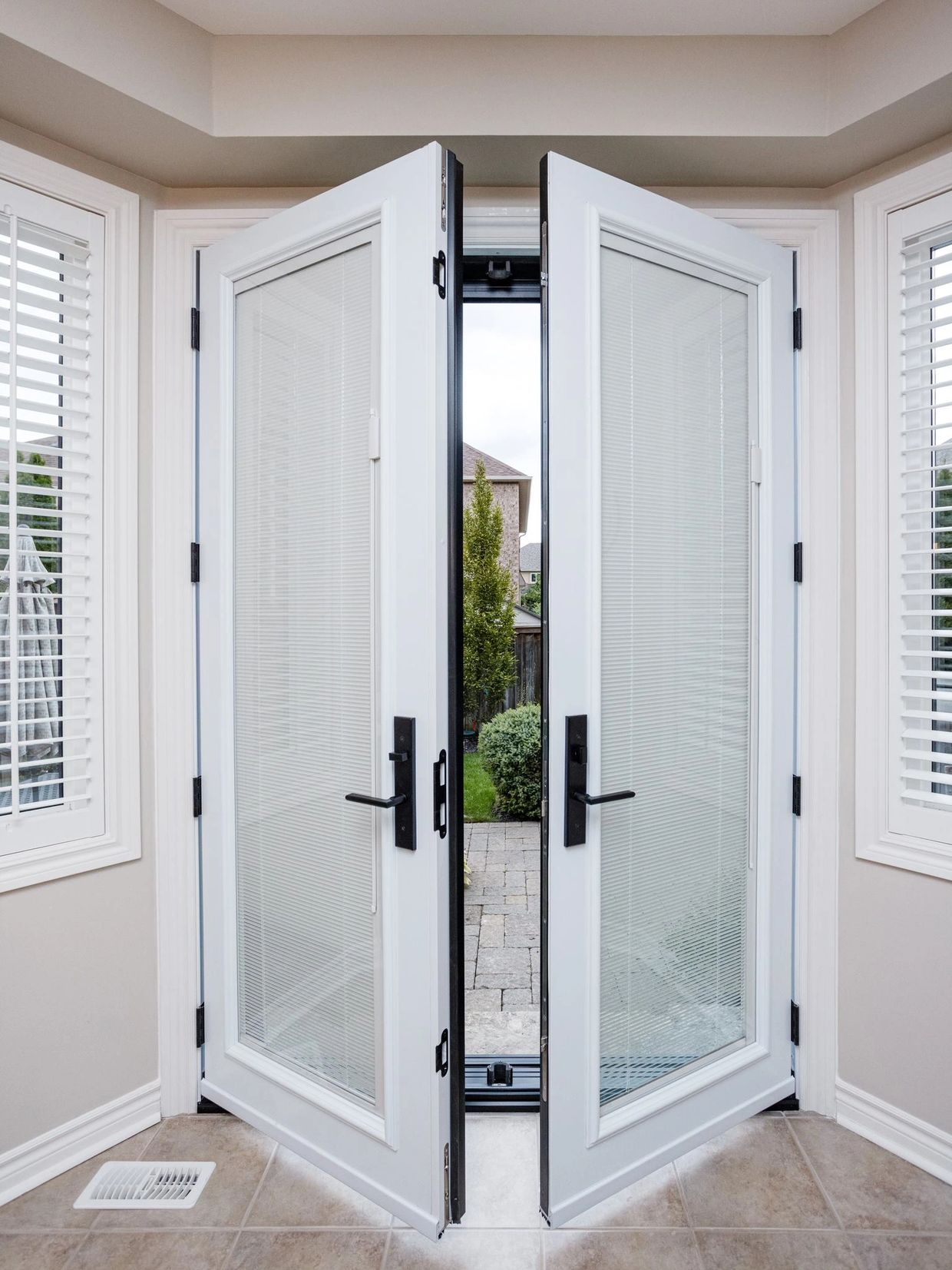 PRODUCTS | Ruscan Doors Inc. PRODUCTS | Ruscan Doors Inc.