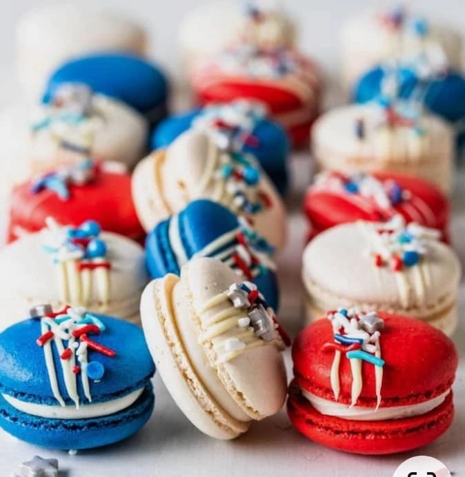 Sweet Trend - Macarons, Customize Colors and Flavors