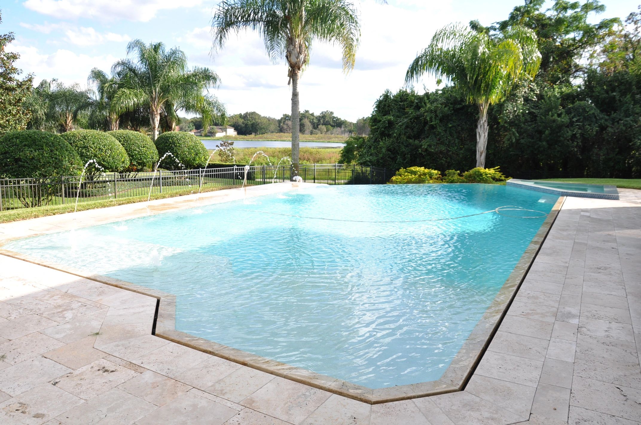 Orlando Pool & Spa - Pool Cleanning - Celebration, Florida