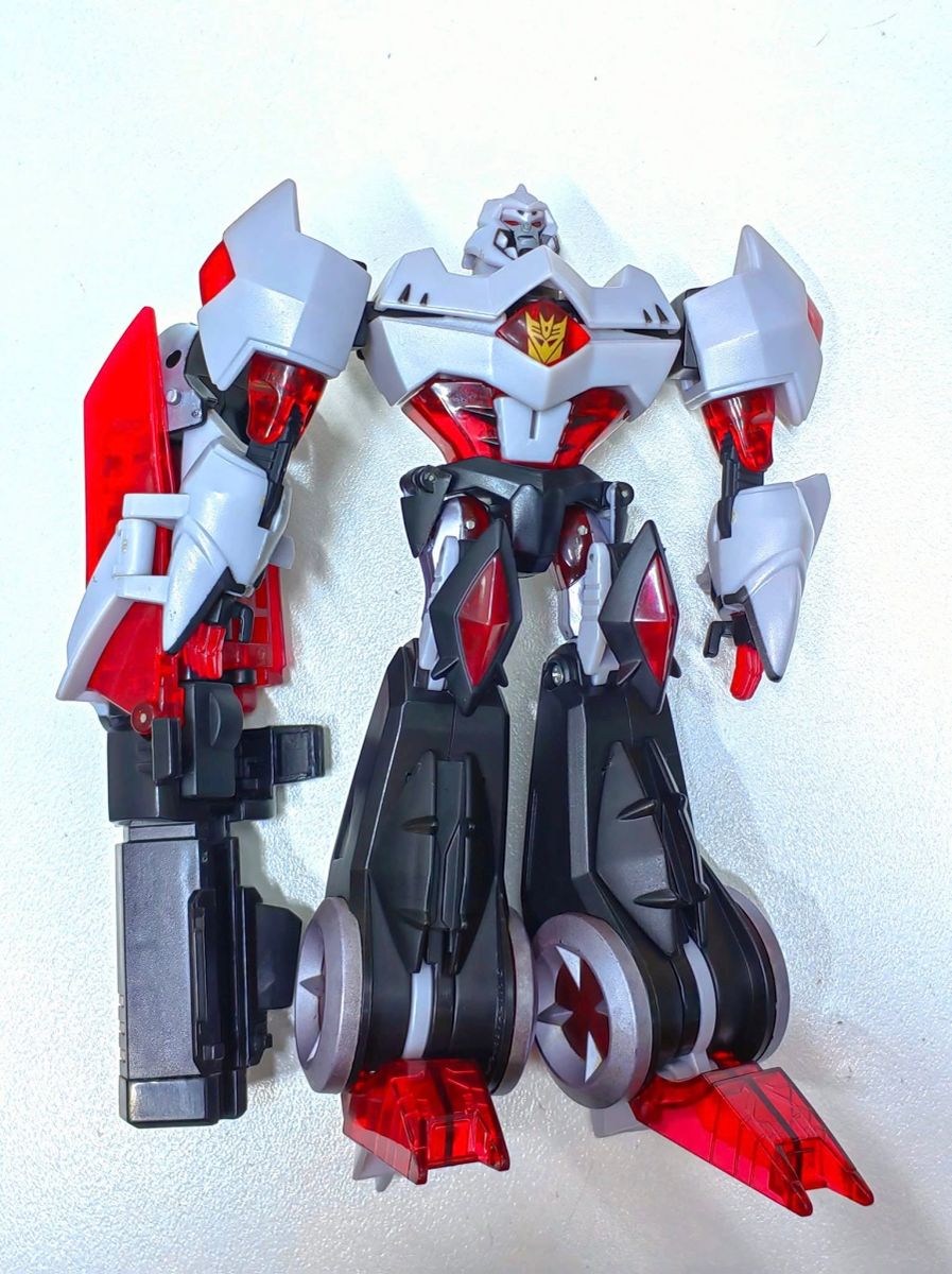 Megatron (Cybertron Mode) - Animated
