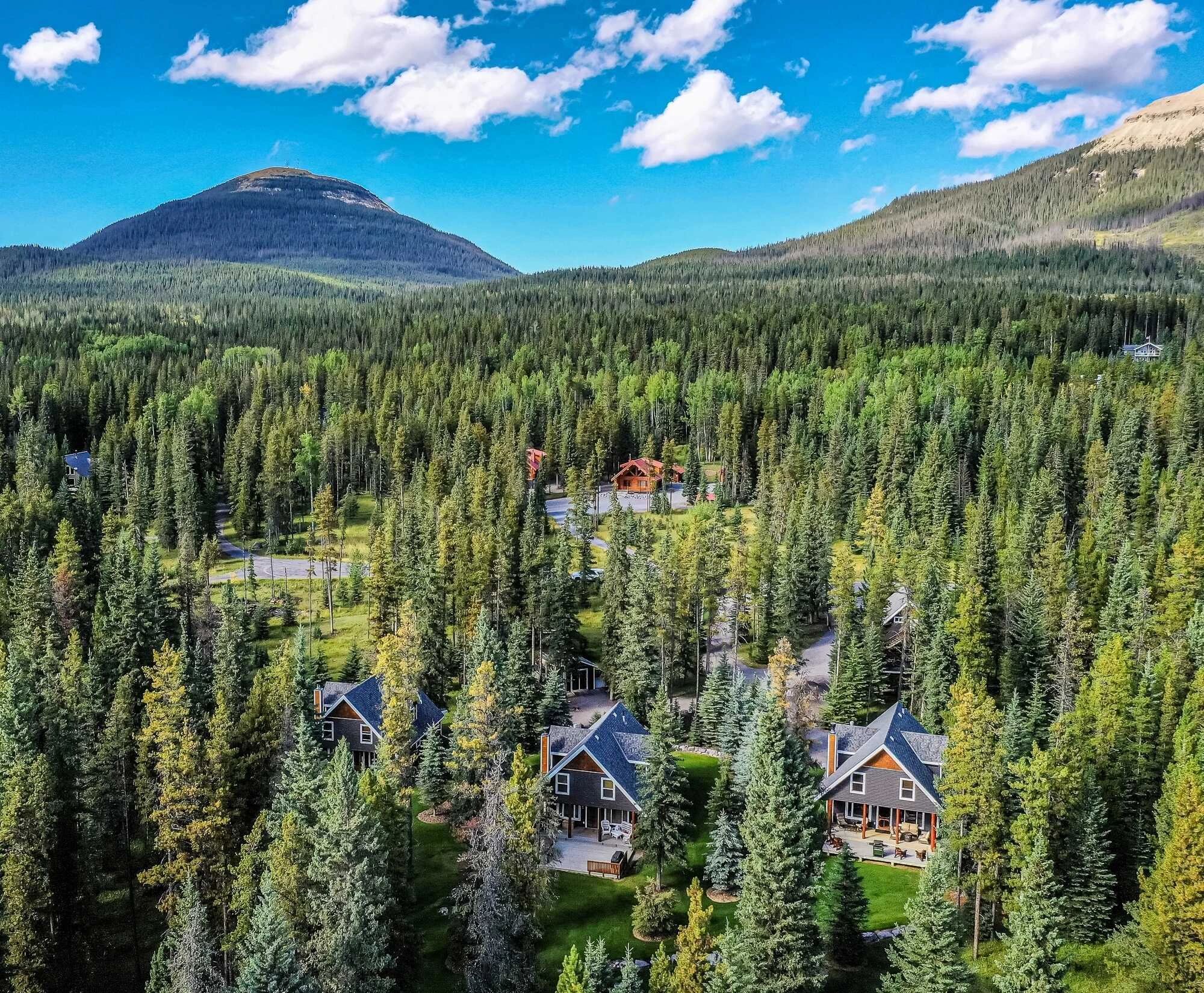 Cabin Rentals - Naturesgetawaynordegg