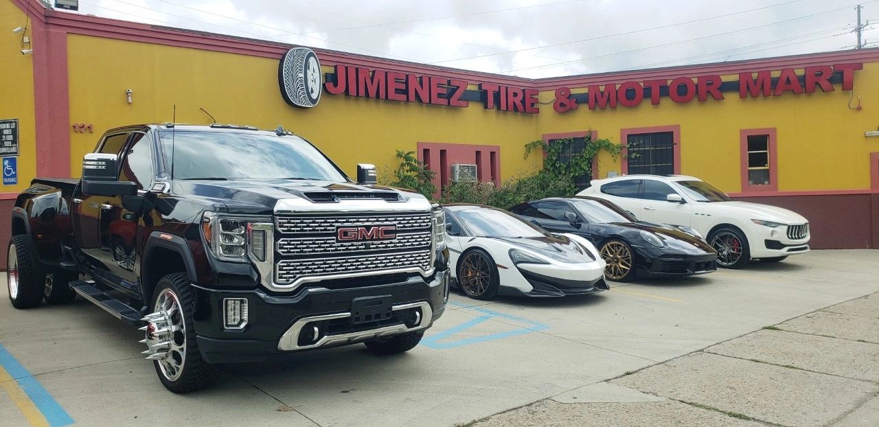 jimeneztire.com