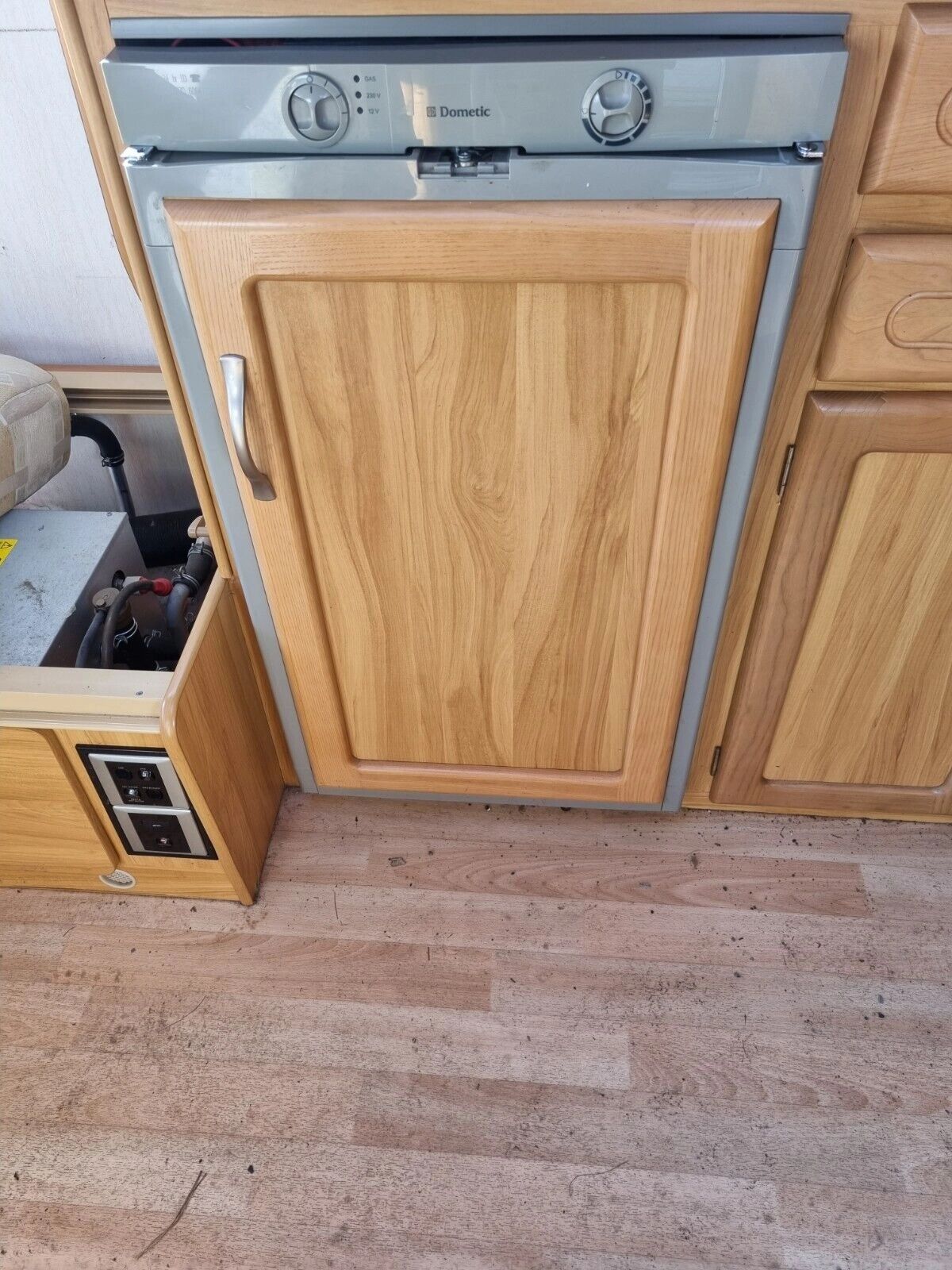 CD Caravan Breakers: the UKs most trusted caravan disposal.