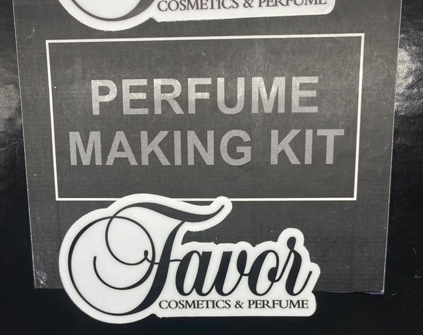 Favor Perfume Kit