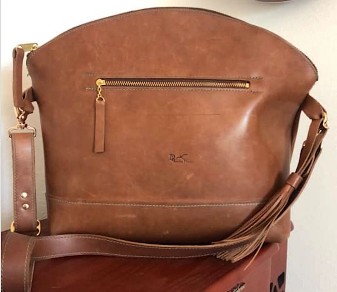 DL LeatherWorks - Leather Goods, Custom Leather, Handbags