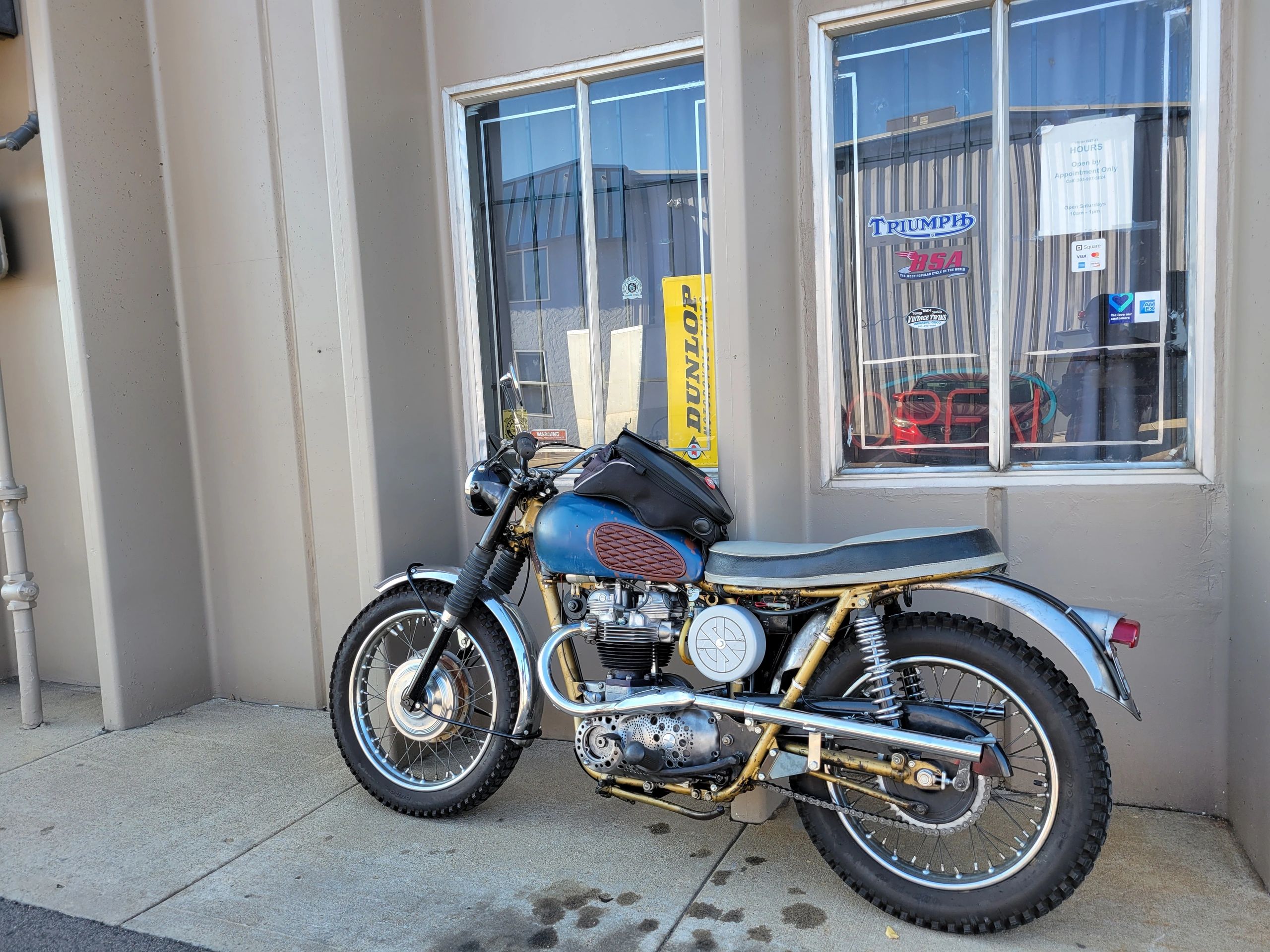 Vintage British Motorcycle Service | Trophy Classic Cycles