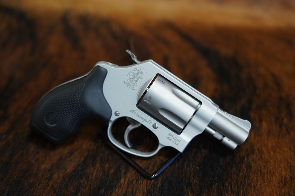 Smith & Wesson, Model 637, Double Action, Metal Frame Revolver, J-Frame ...