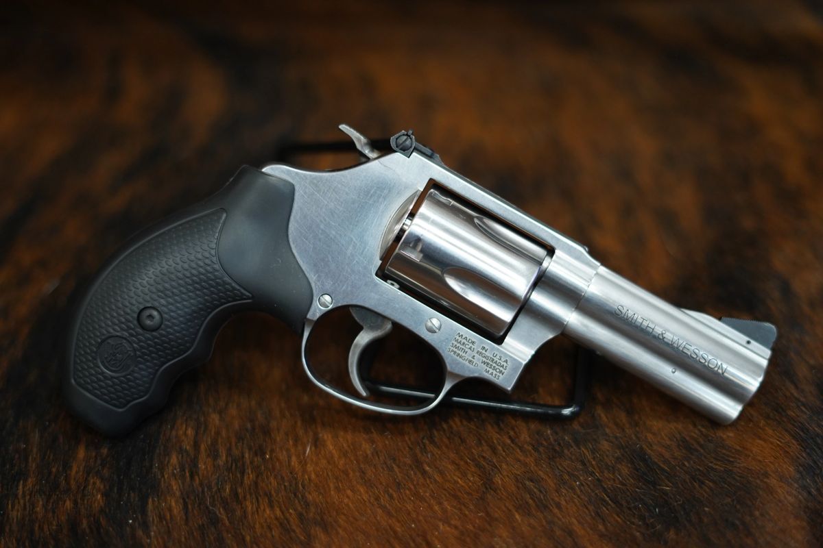 Smith & Wesson S&W Model 60, Double Action, Metal Frame Revolver, J ...