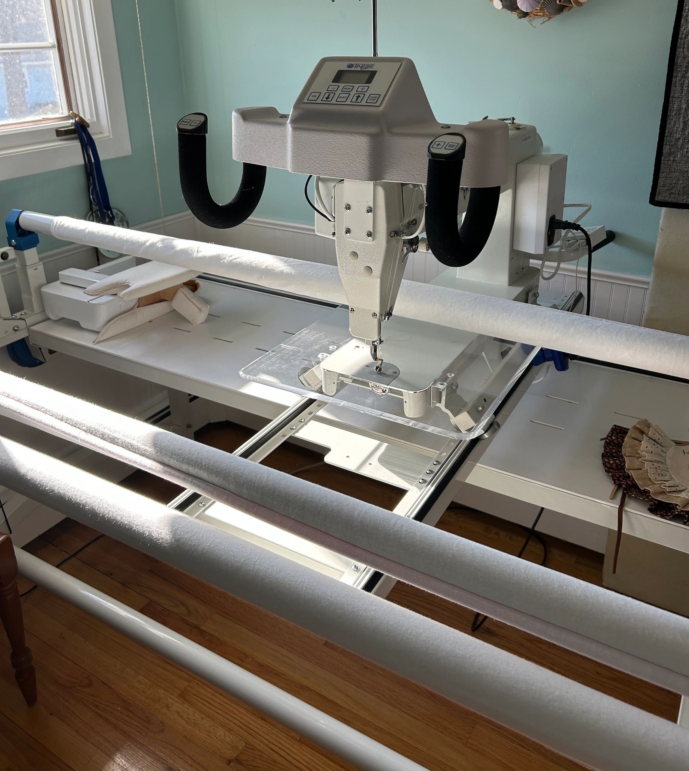 Tin Lizzie RAM Longarm with 10 FT Frame - New Jersey