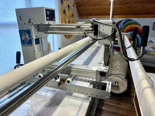 Innova Classic 22 Longarm with Lightning Stitch + 12 FT Frame