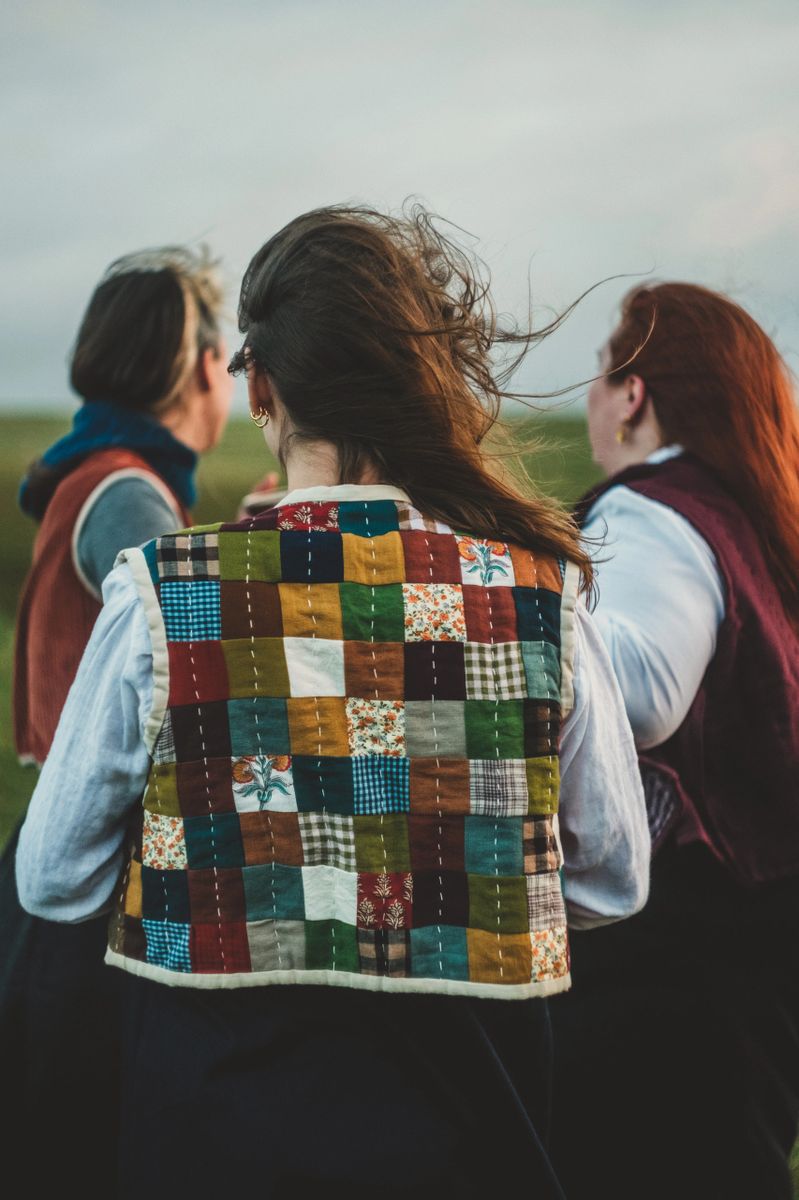 Bilbo Vest | paper sewing pattern