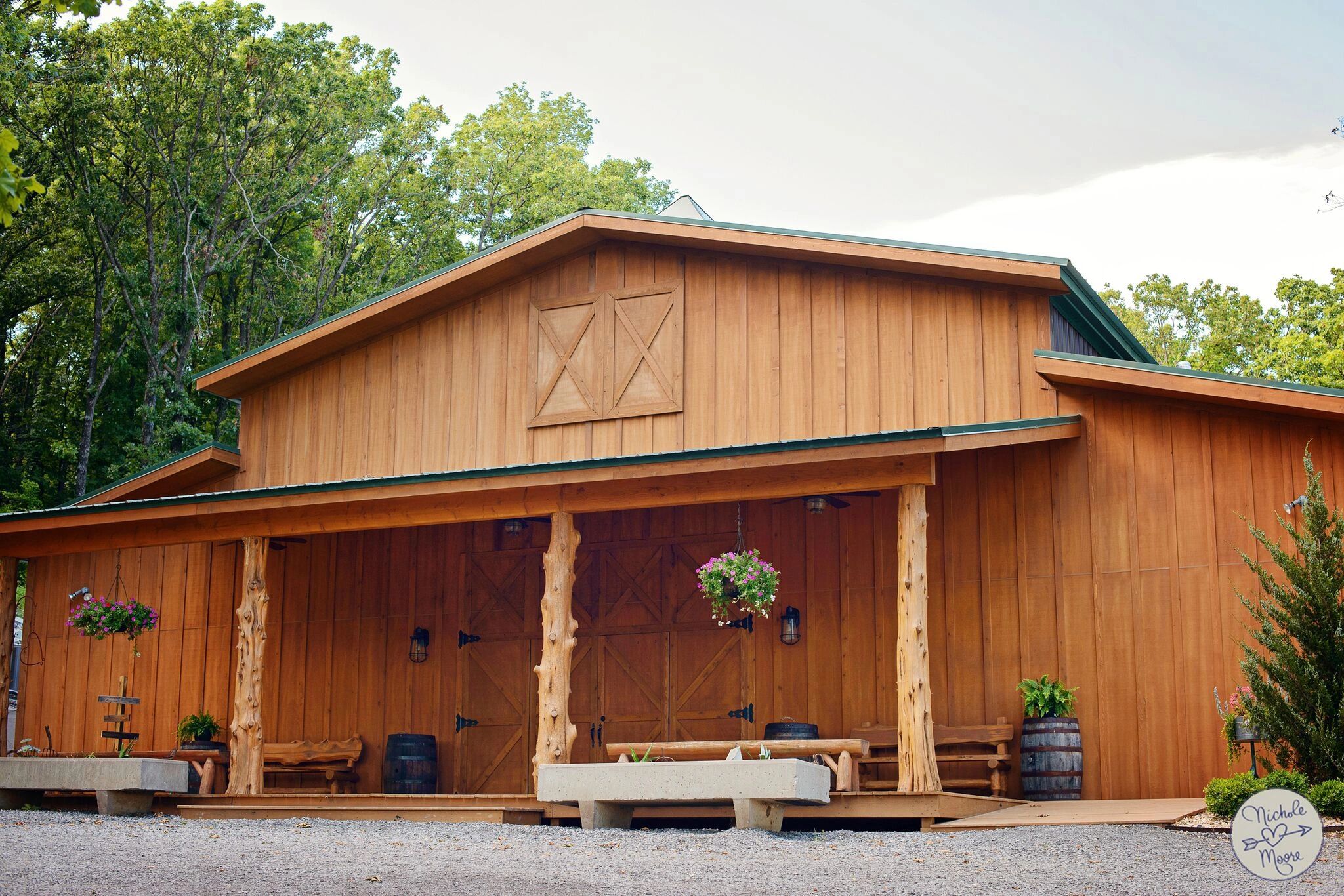 Moore Farms Rustic Weddings and Event Barns - Wedding Venue