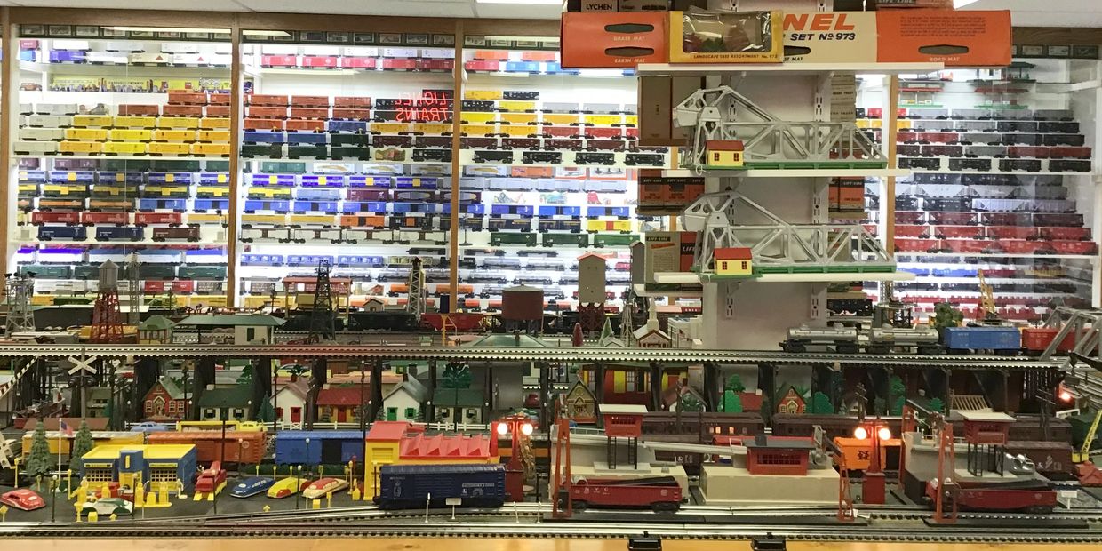 Toy Train Hall of Fame - Toy Train Museum, Postwar Lionel Trains