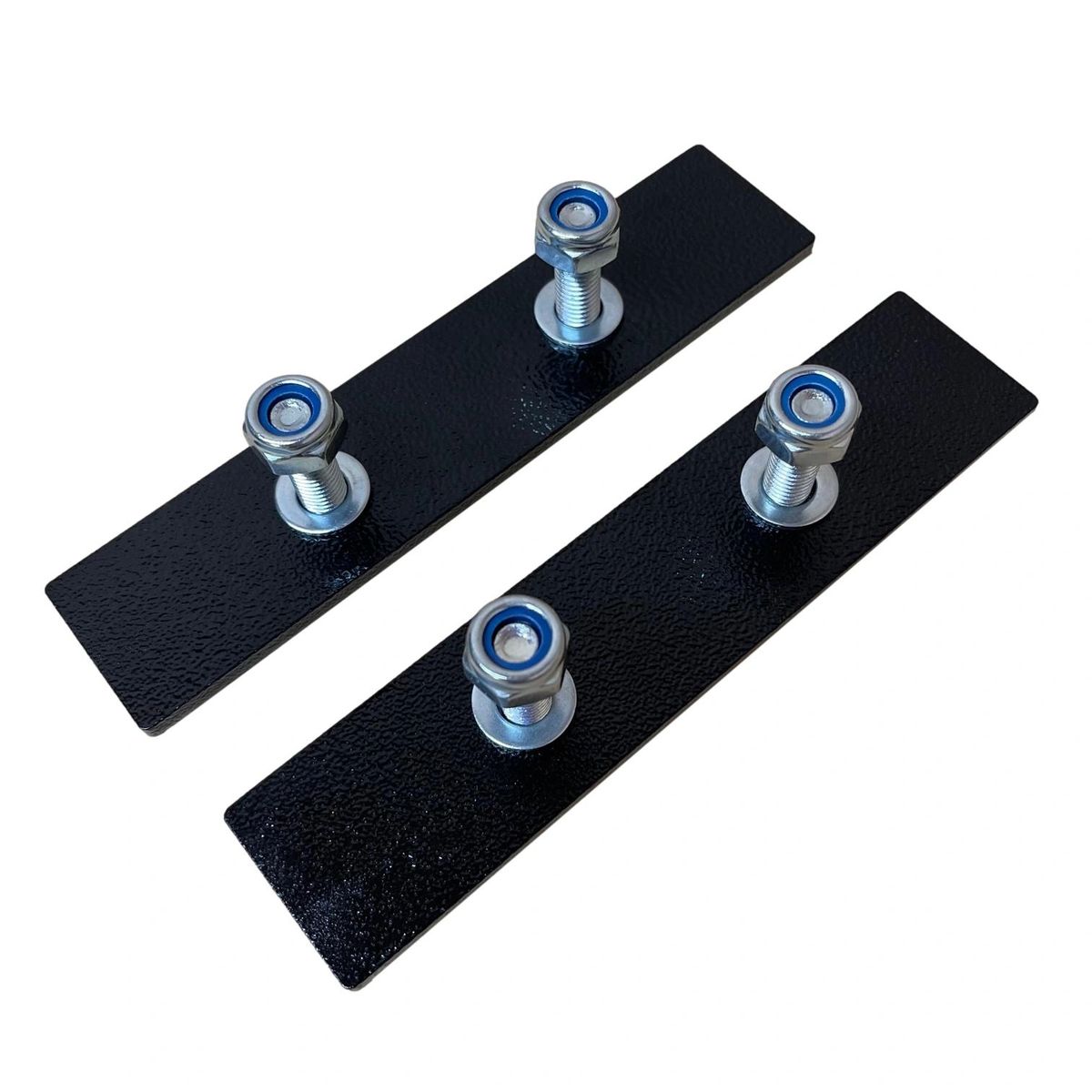 Heavy duty rear spring retaining plates for Defender 110 models