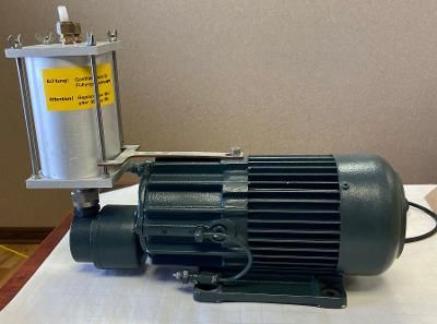 Used Becker Model VTC 6/2-09 Oil Free 2-Speed Rotary Vane Vacuum Pump