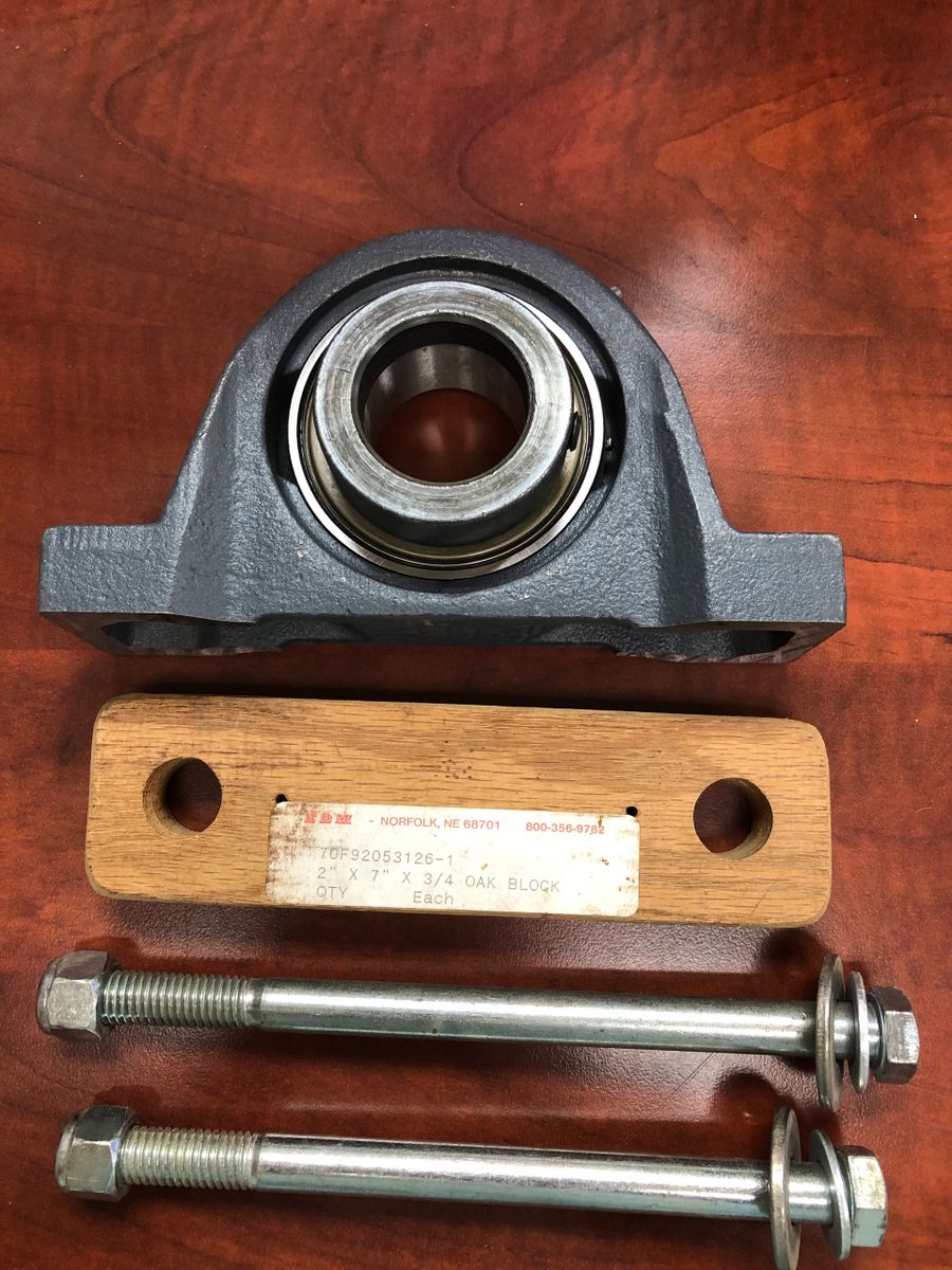 Clipper P/N F92053126 BEARING CONVERSION KIT-1.5" BORE HALFMOON BEARING