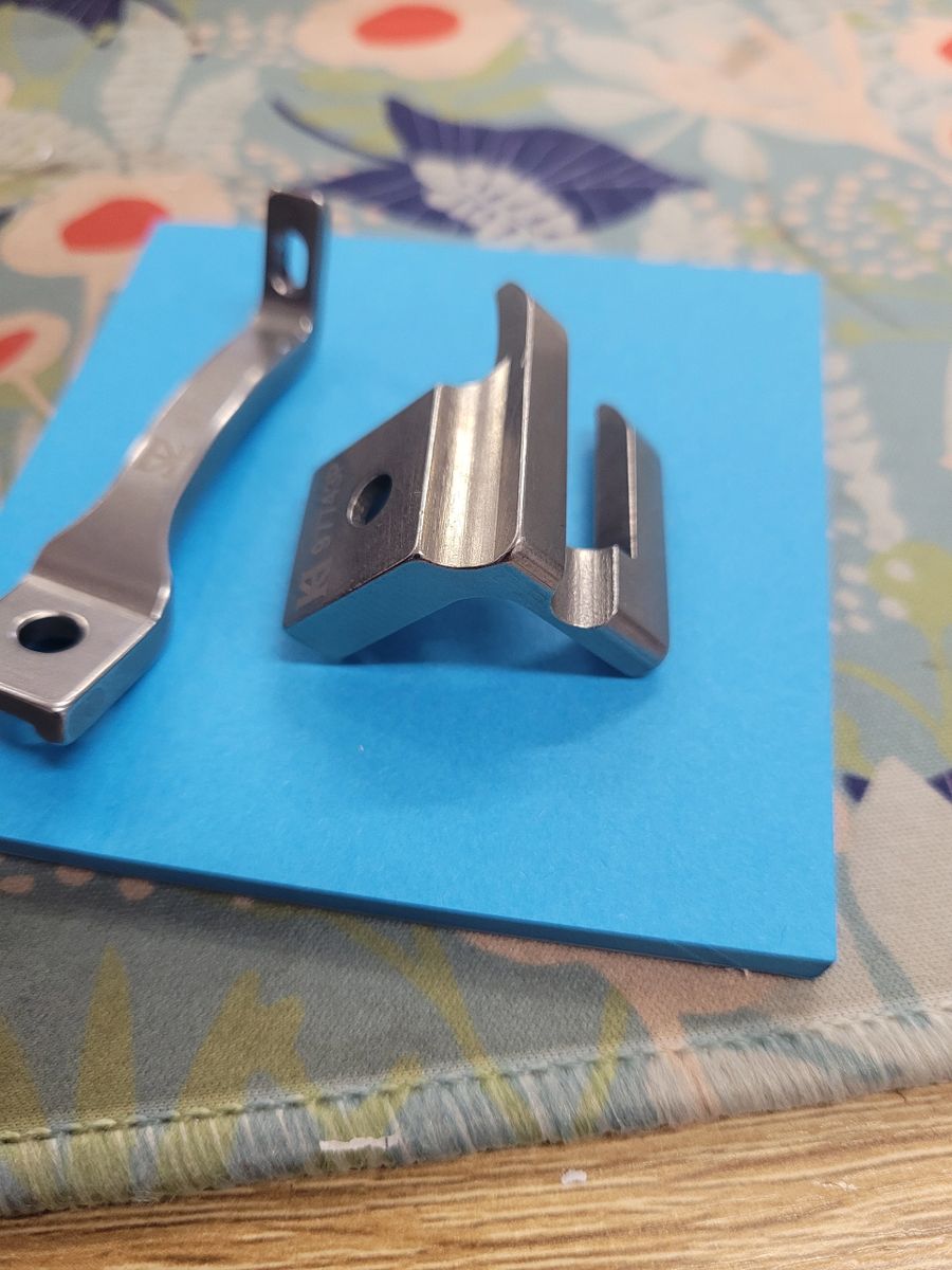 Presser Foot Set Piping Feet Set Singer 132K6 Seiko Voltex