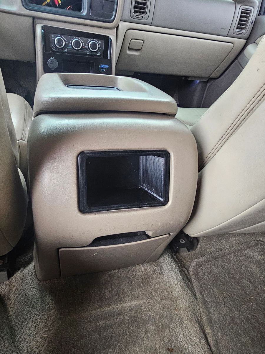 GMT-800 Console radio delete cubby