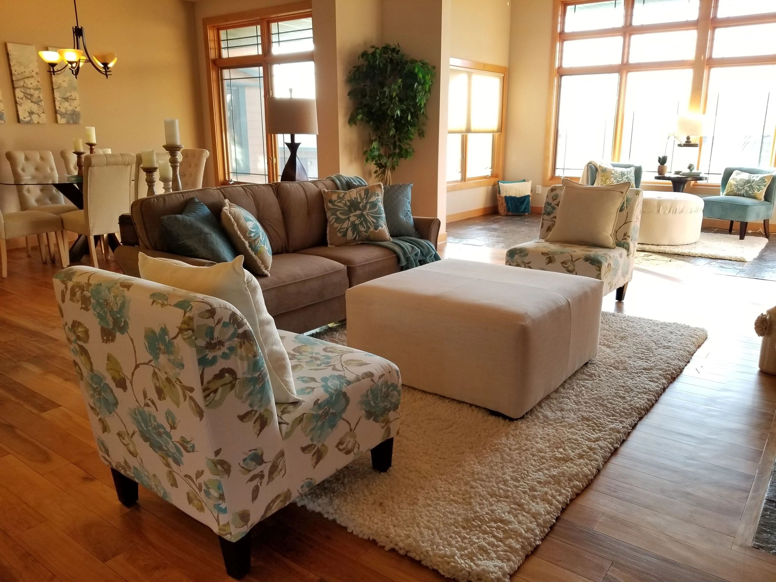 Inside Story Staging, LLC - Occupied Staging, Vacant Staging