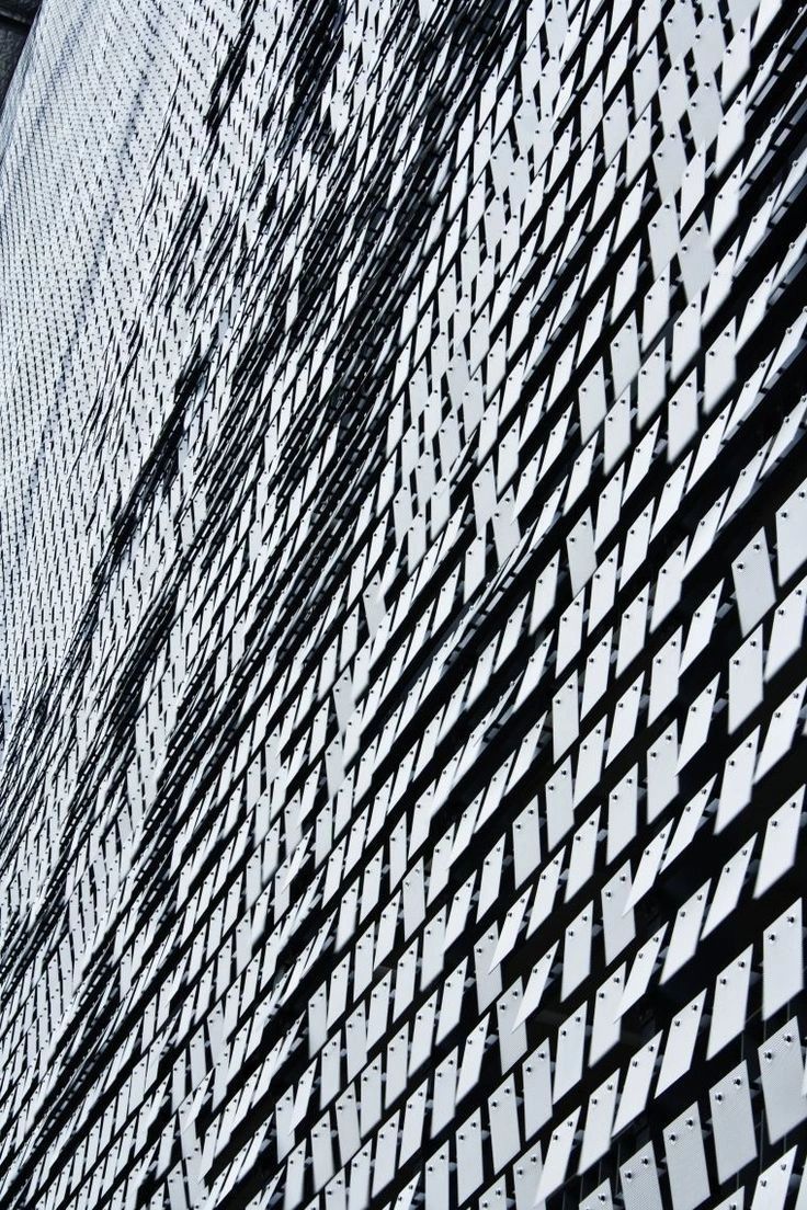 Custom Kinetic Facades for Stunning Architecture